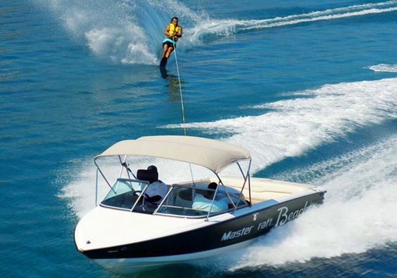 Ski – Cyprus Watersports Seawolf